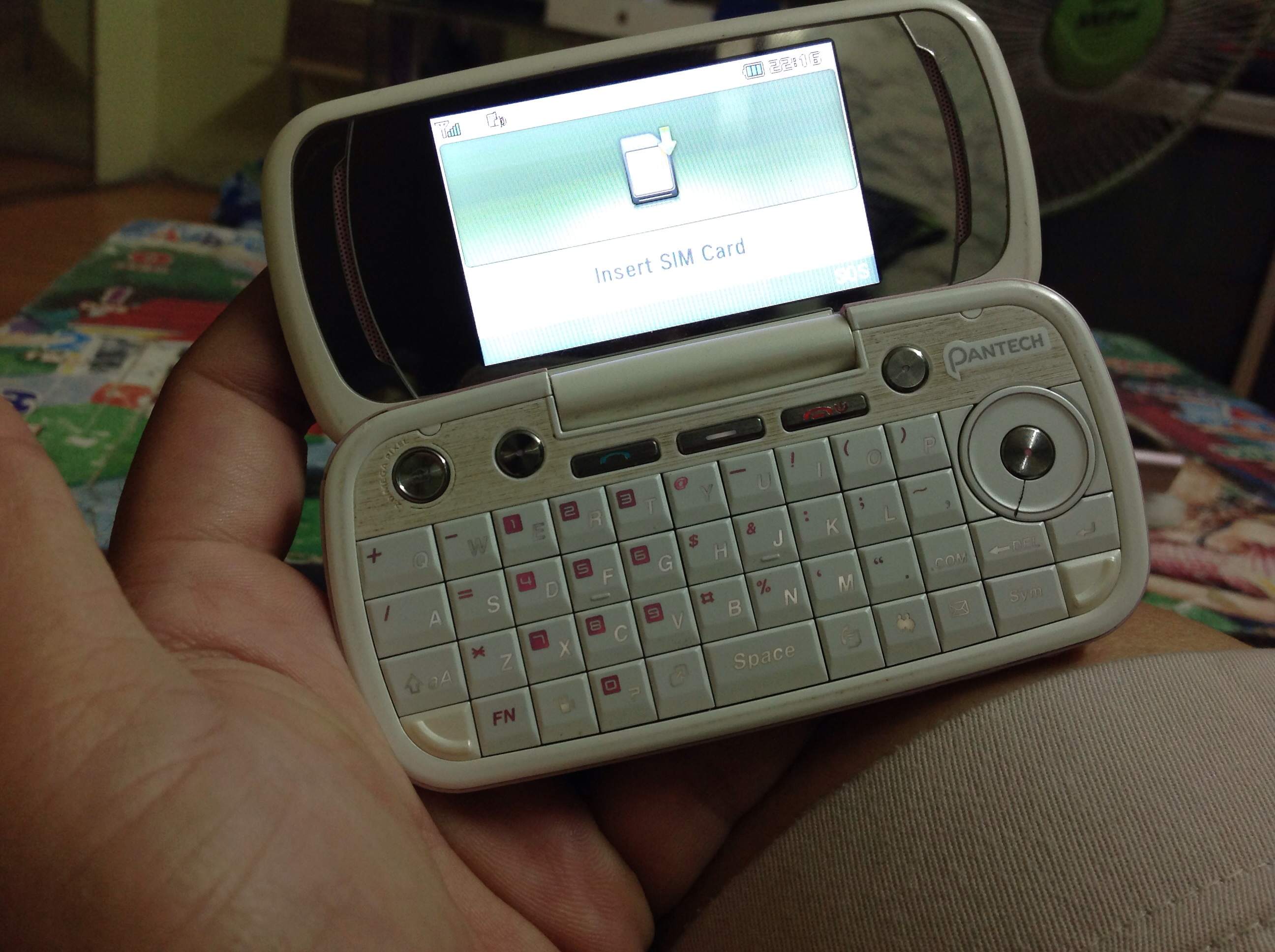 Nokia 2720,7705 twist,N72,moto V60,V360,pantech... - 500.000đ | Nhật tảo