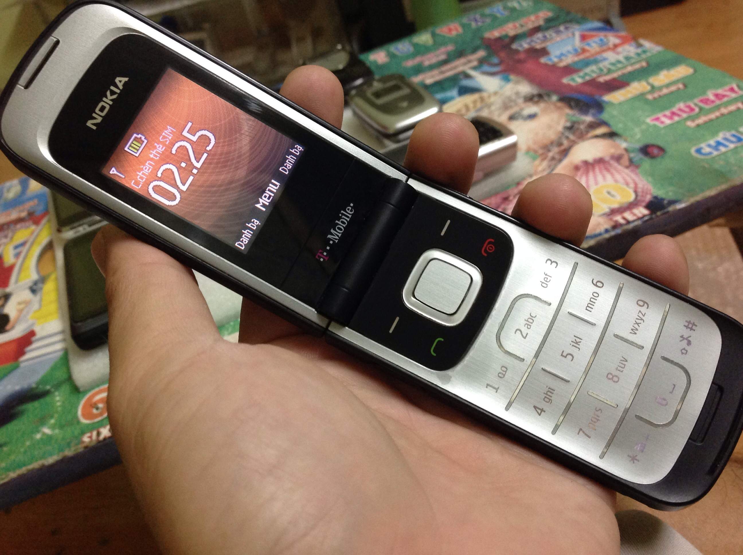Nokia 2720,7705 twist,N72,moto V60,V360,pantech... - 500.000đ | Nhật tảo