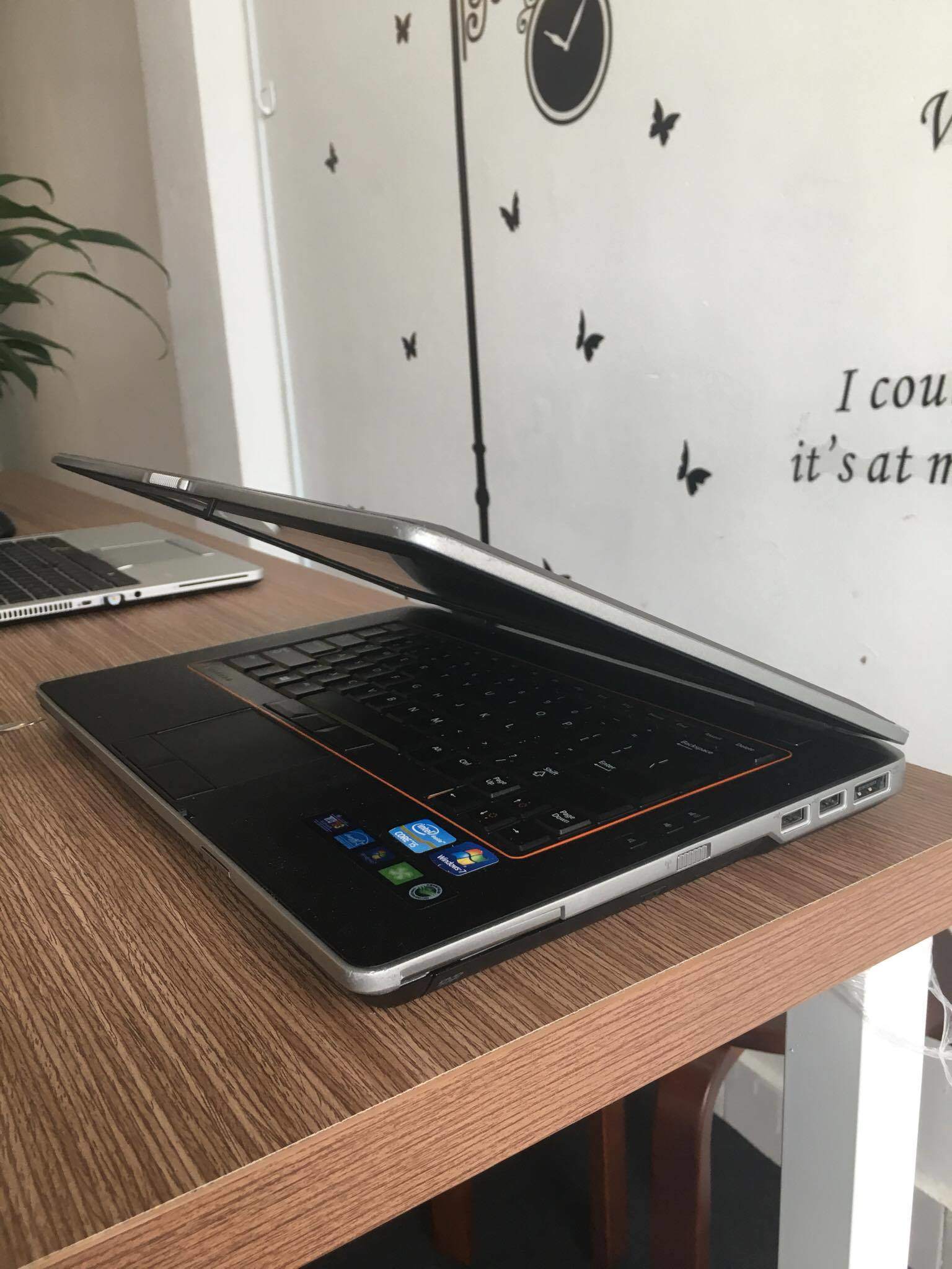 Laptop cũ giá rẻ nhất tp HCM:dell E6410,E6420,E6430,E6510,HP 8440p ...