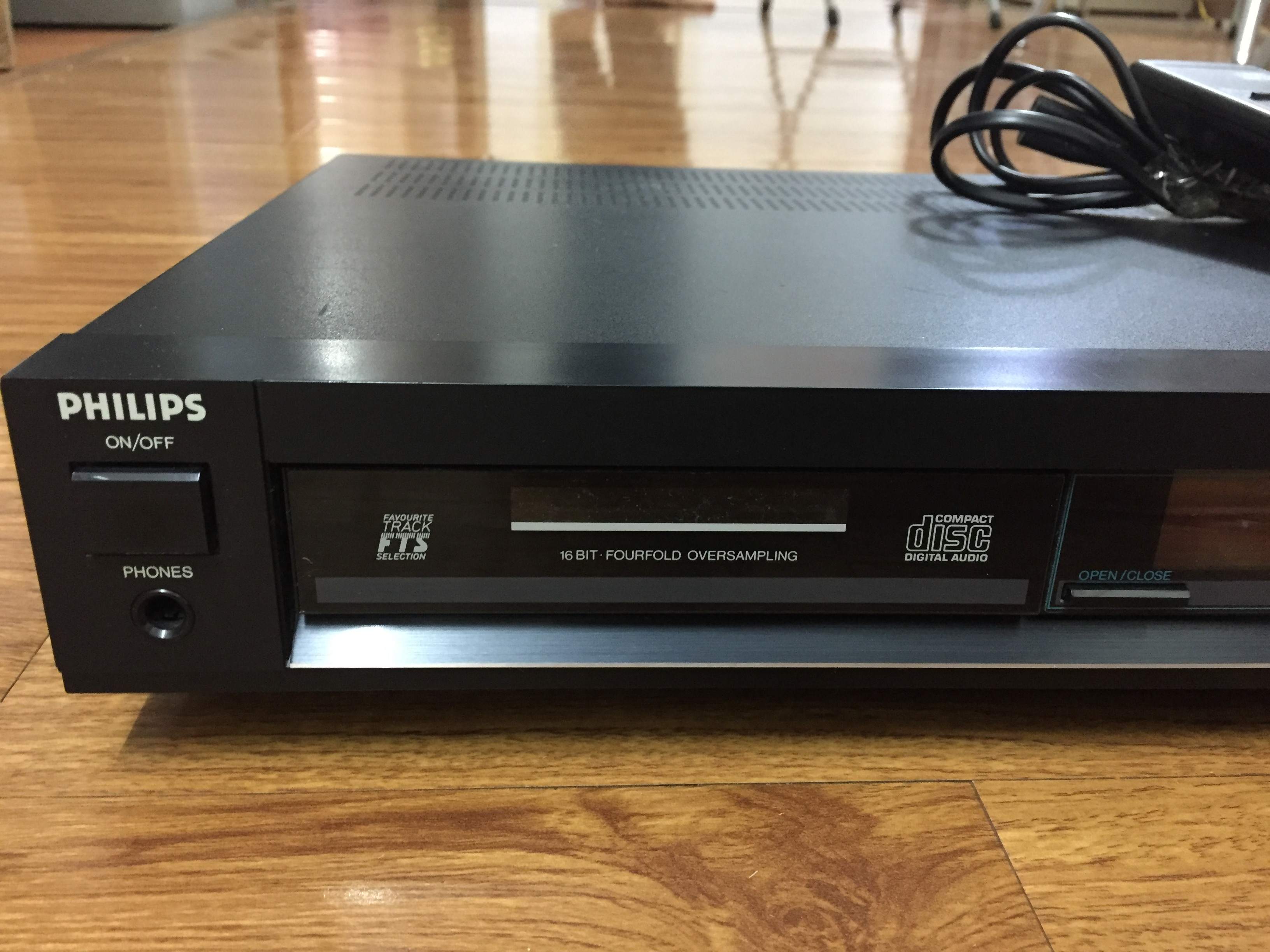 Bán đầu CD Philips 670 chạy giải mã 1541 huyền thoại - 6.000.000đ ...