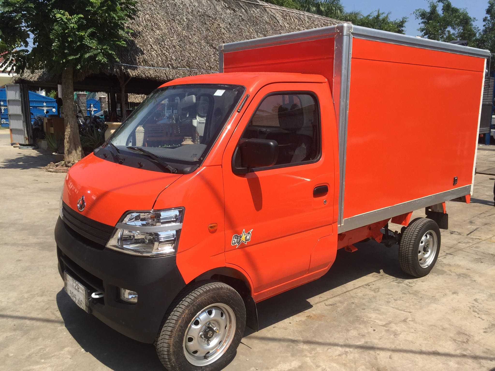 Xe tải nhẹ Veam star 850kg thùng kín ( sơn theo yêu cầu) - 160.000.000đ ...