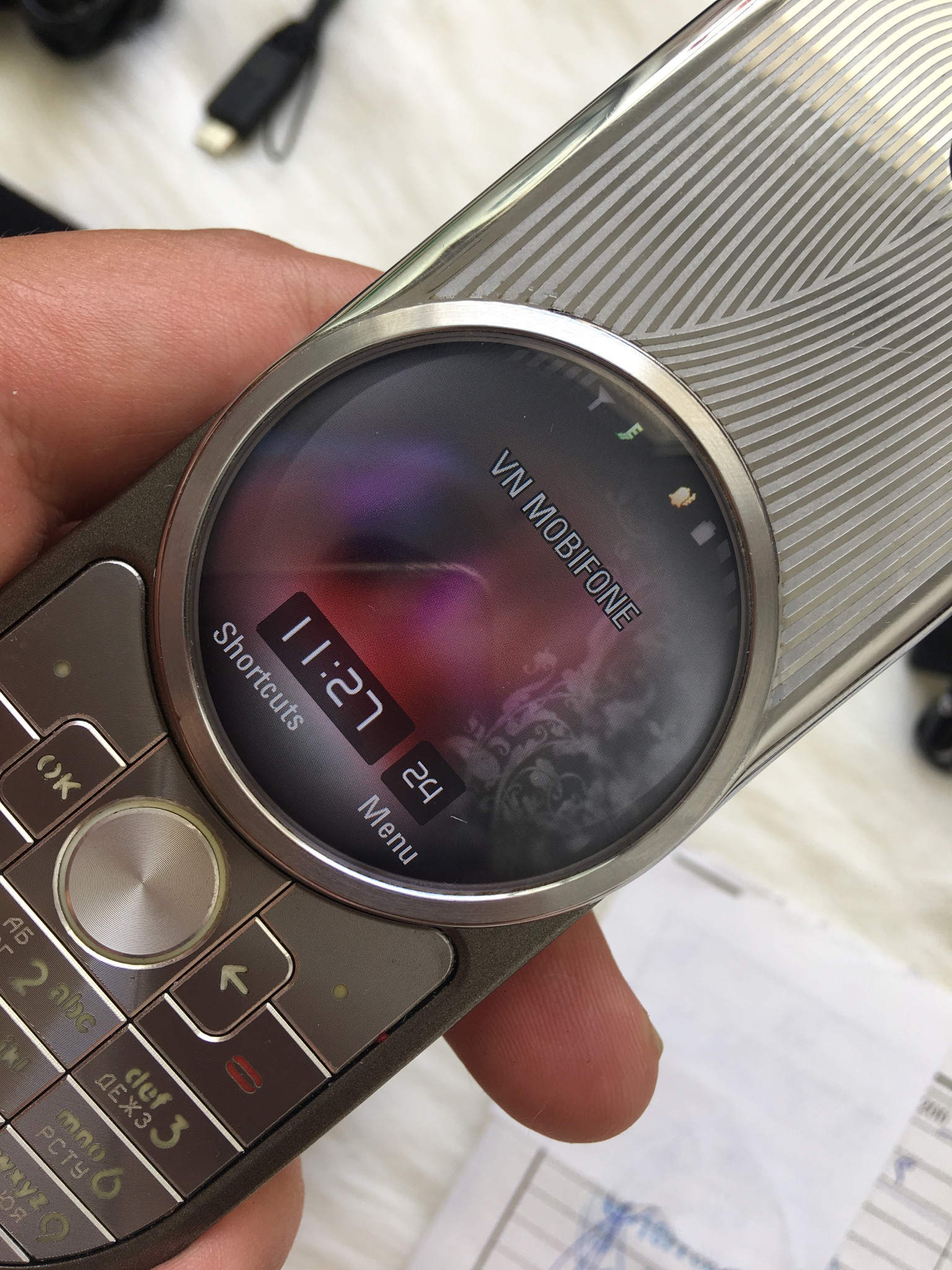 Điện thoại Motorola Aura R1 Fullbox zin nguyên bản. - 19.500.000đ ...