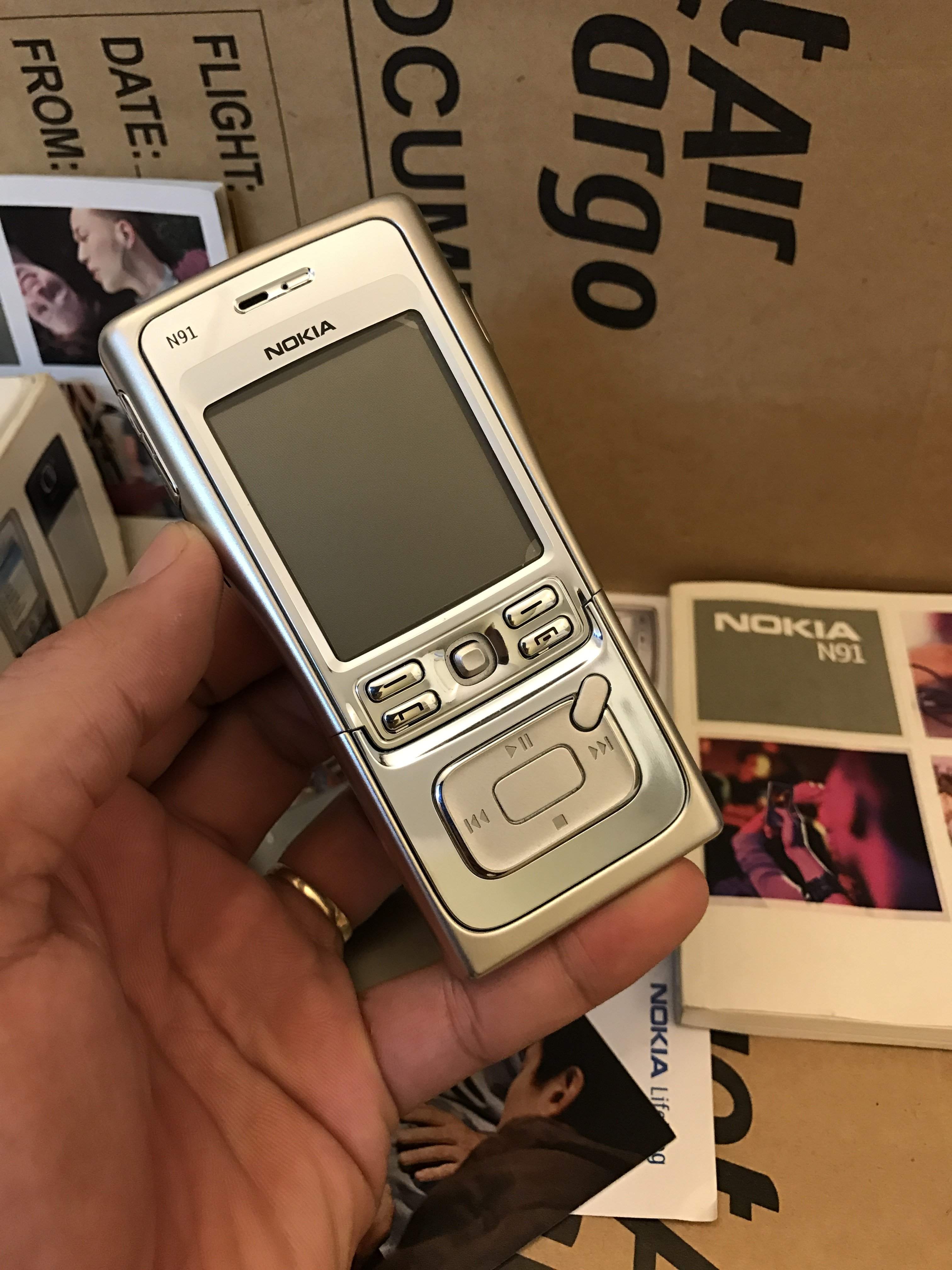 Nokia N91 Silver Chrome Fullbox new 99.999%, hàng sưu tầm cực hiếm ...