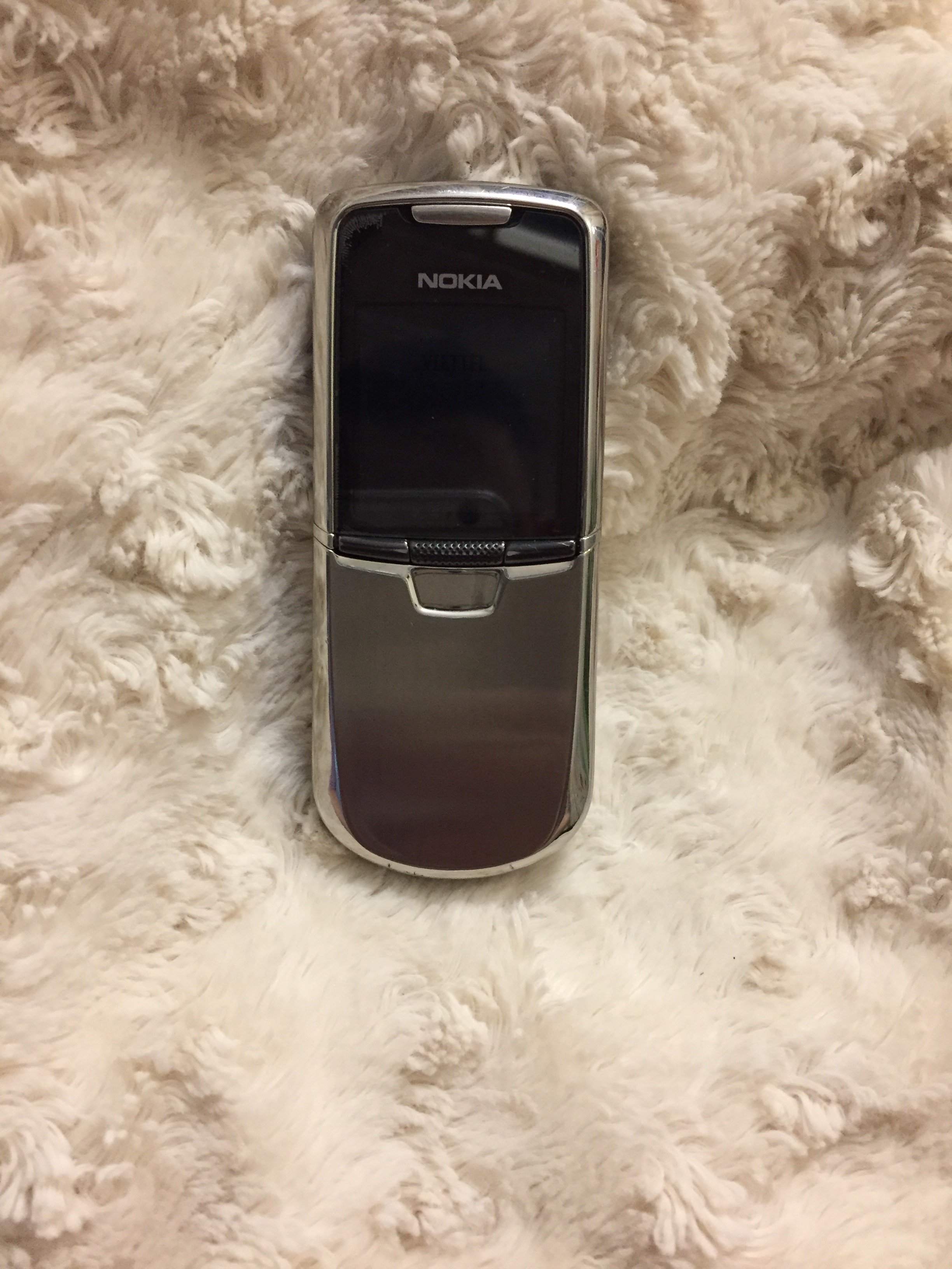 (Đã bán)nokia 8800 silver zin all - 100.000đ | Nhật tảo