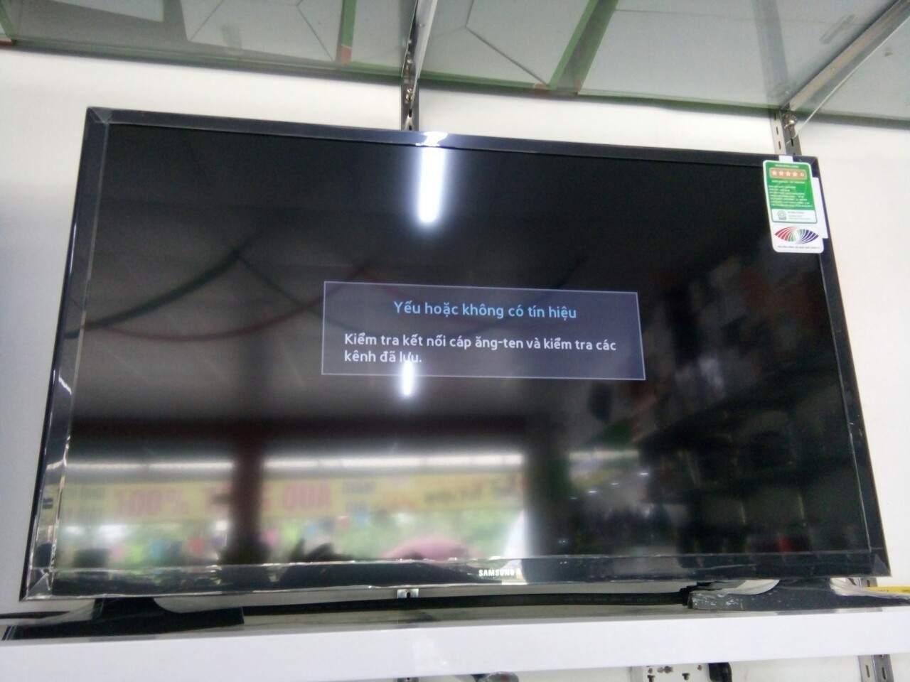 Sập giá Tivi Samsung 32J4003, 43MU6100, smart TV 49M5500 giá sốc - 5. ...