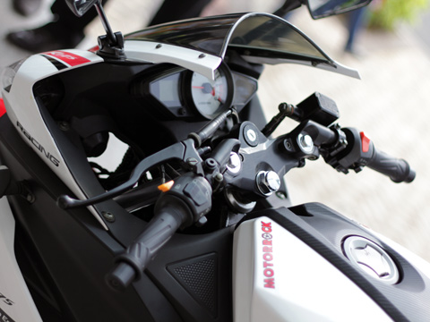 AE ai đã chạy qua Visitor Phoenix R175 xin ý kiến | Viết bởi quochien2626