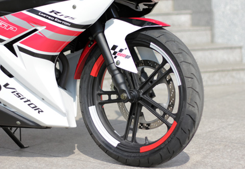 AE ai đã chạy qua Visitor Phoenix R175 xin ý kiến | Viết bởi quochien2626