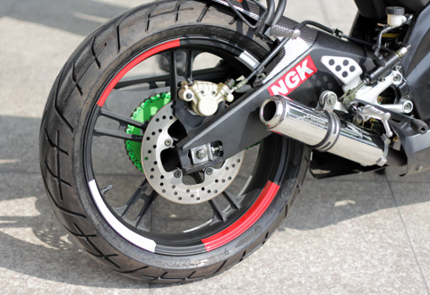 AE ai đã chạy qua Visitor Phoenix R175 xin ý kiến | Viết bởi quochien2626