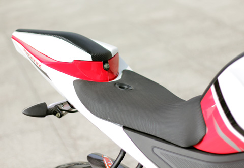 AE ai đã chạy qua Visitor Phoenix R175 xin ý kiến | Viết bởi quochien2626