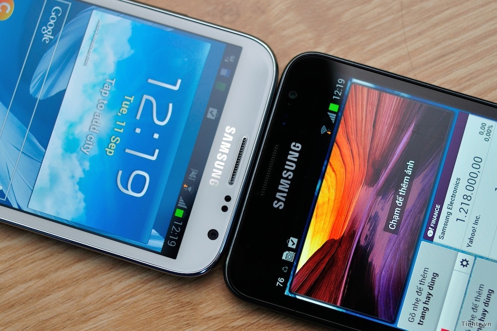 Trên tay Samsung Galaxy Note II: S3 phóng to trang bị SPen...