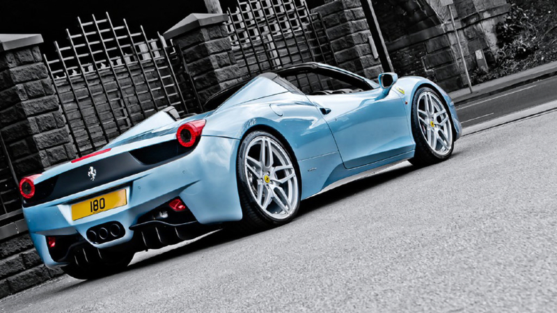 A. Kahn Design nâng cấp sơ cho chiếc Ferrari 458 Spider 2013