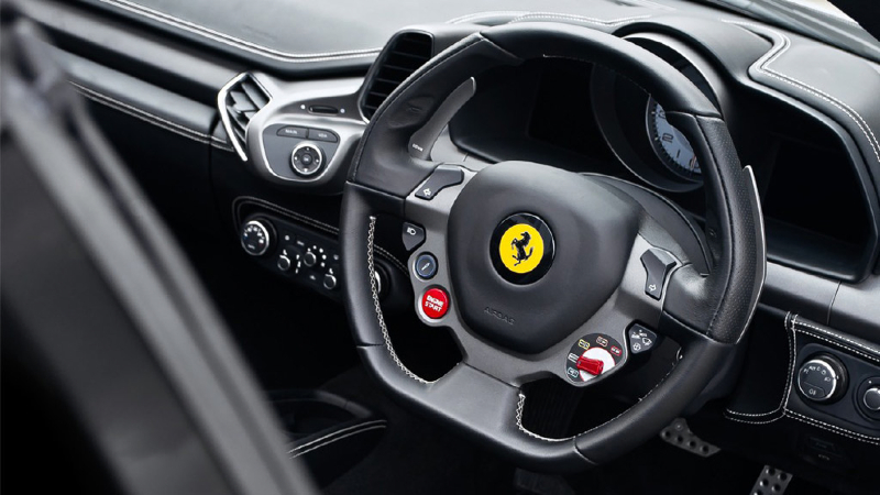 A. Kahn Design nâng cấp sơ cho chiếc Ferrari 458 Spider 2013