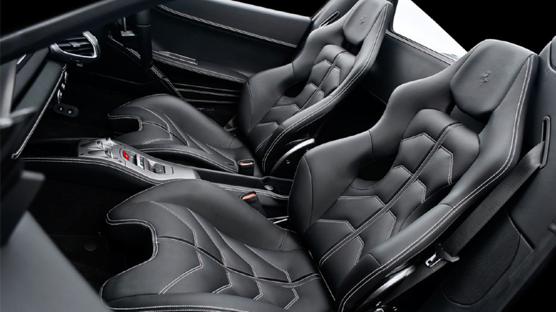 A. Kahn Design nâng cấp sơ cho chiếc Ferrari 458 Spider 2013