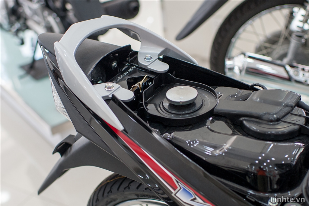 Hình ảnh thực tế xe Suzuki Viva 115 Fi, sự trở lại của huyền thoại Viva ...