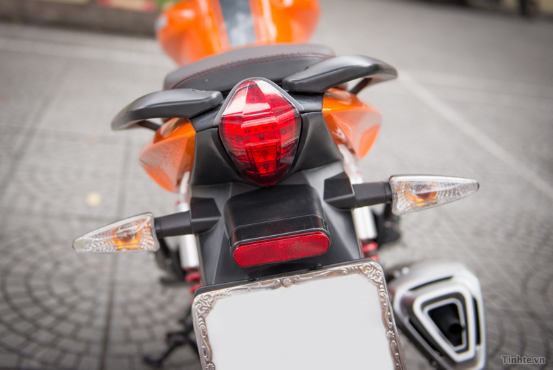 [Hình ảnh] Benelli VLM 150: xe côn tay giá phổ thông, nhiều đồ chơi ...