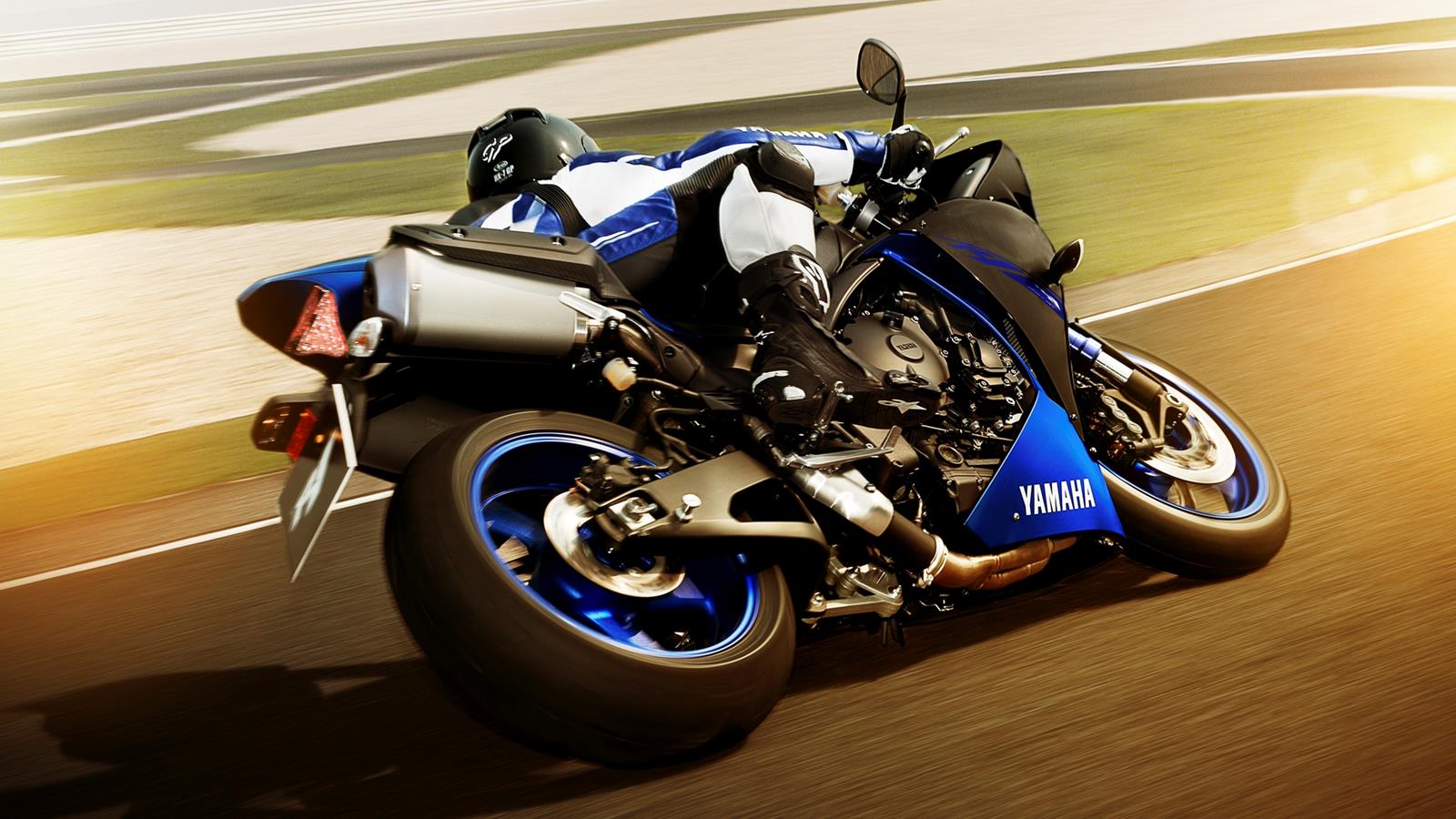 Yamaha YZF-R1 phiên bản 2014 chính thức được ra mắt tại Indonesia ...