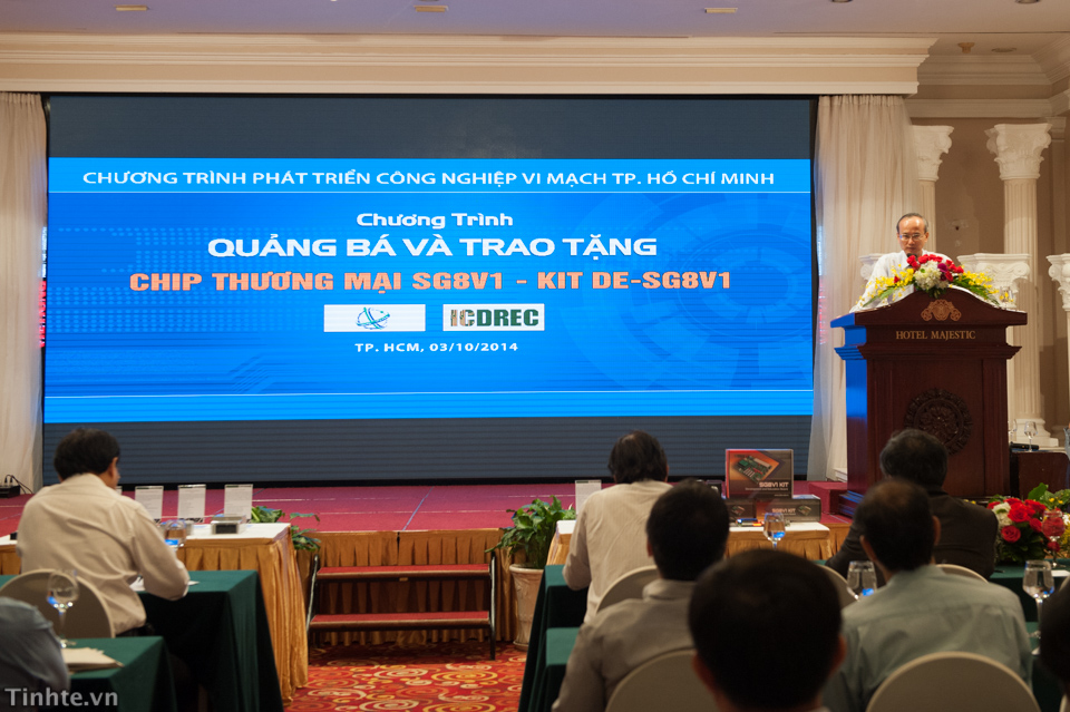 Trung tâm ICDREC quảng bá và trao tặng chip thương mại SG8V1 - KIT DE-SG8V1