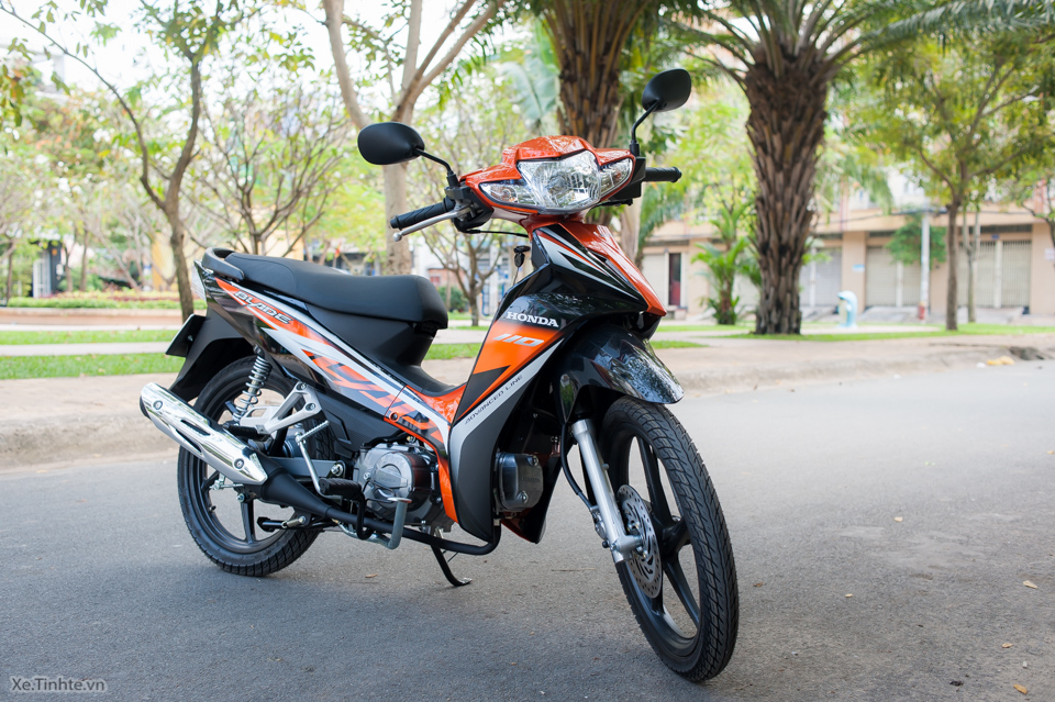 [Trên tay] Honda Blade 110 - xe cho giới trẻ, nhỏ gọn, giá tốt