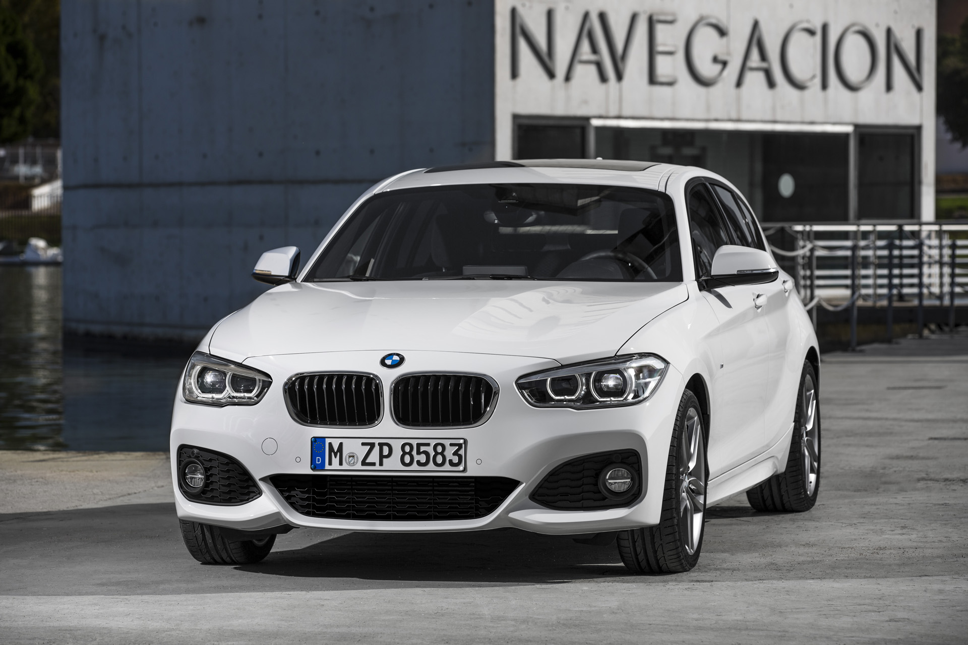 BMW 1-Series nhận đợt nâng cấp mới: sự lột xác ấn tượng