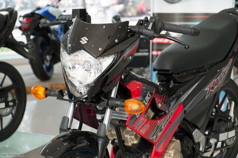 Hình ảnh chi tiết Suzuki Raider R150 2015 với tem và màu mới