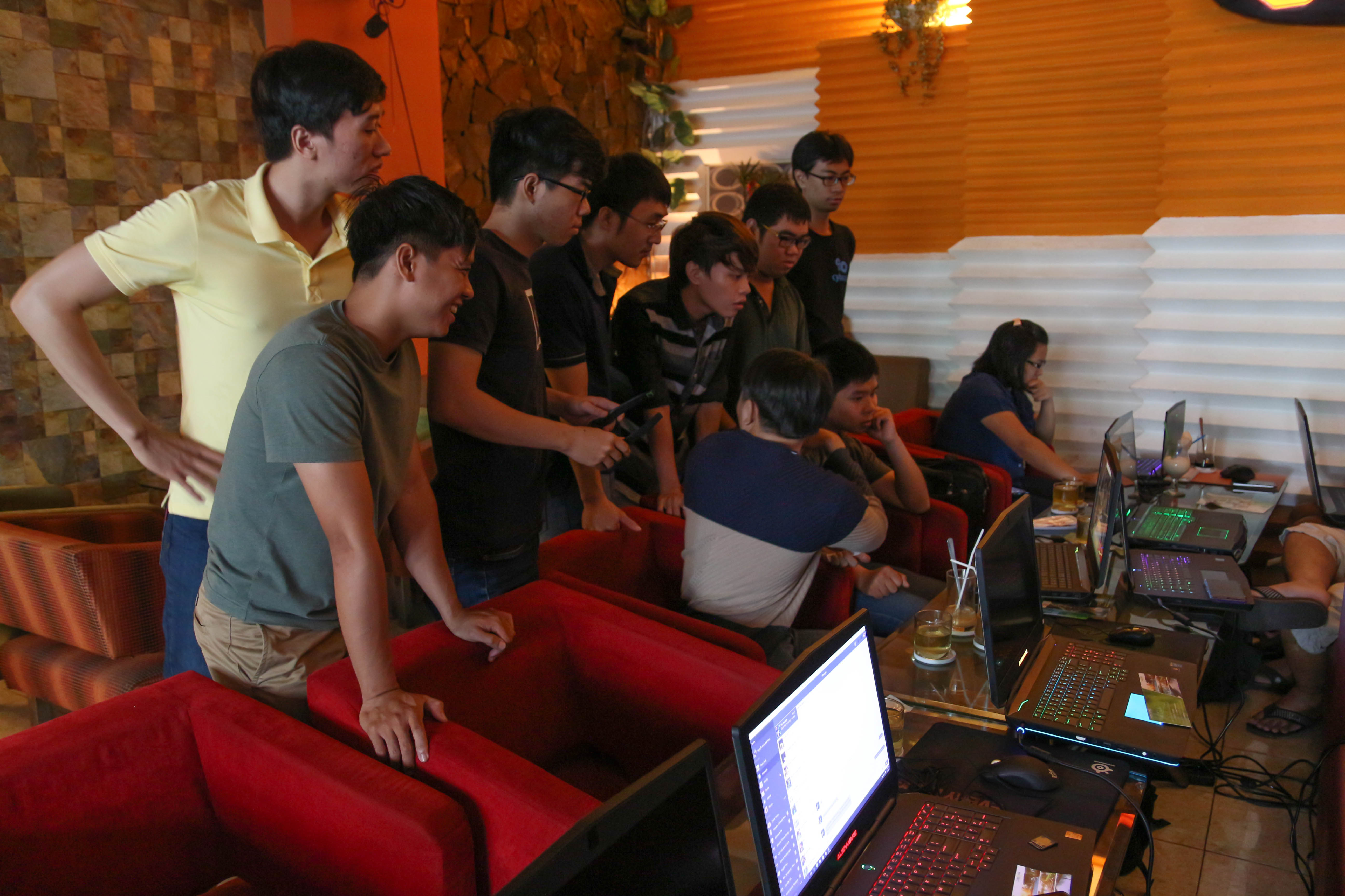 [Hình ảnh] Offline Alienware Vietnam Community tại Sài Gòn 09/08/2015 ...