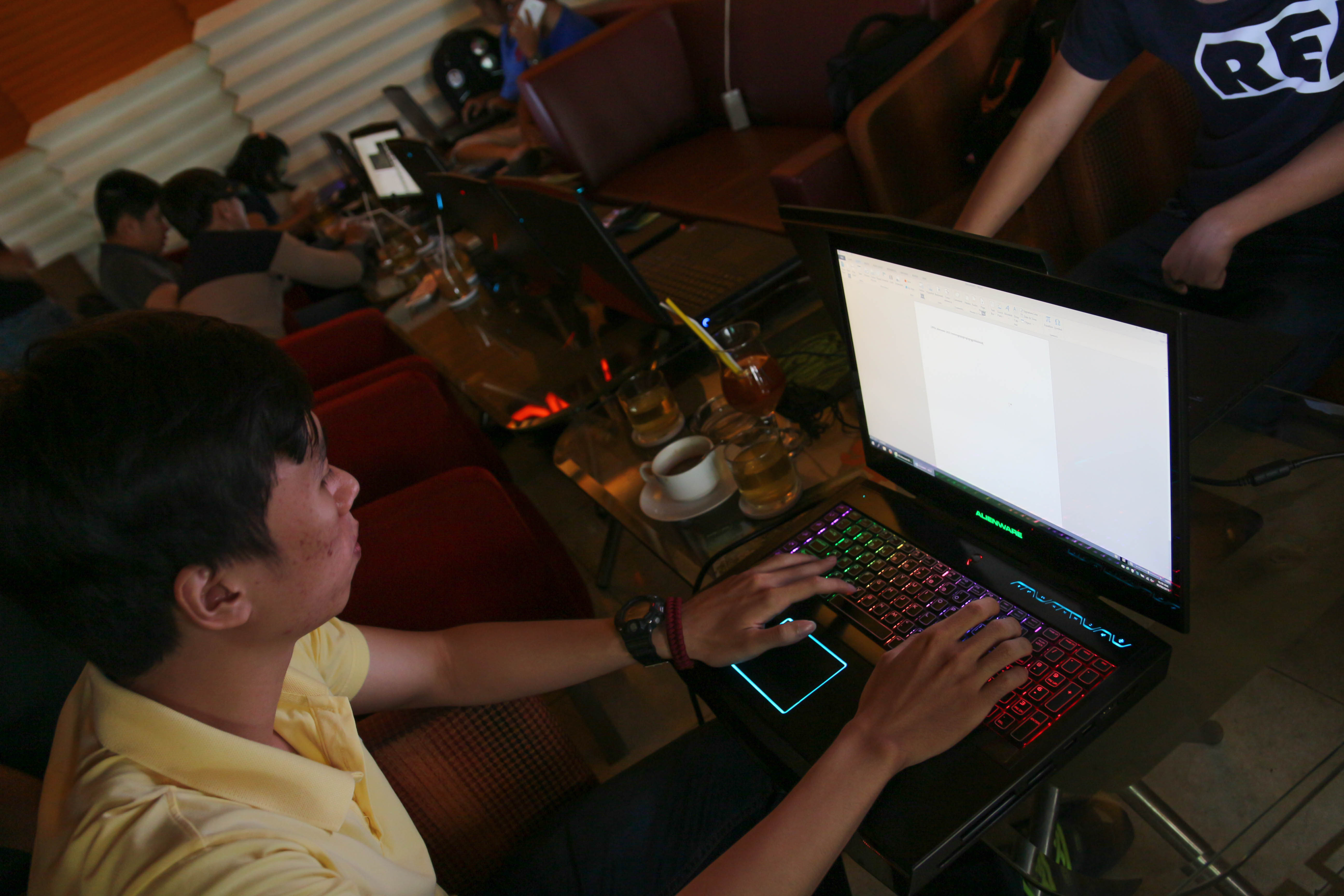 [Hình ảnh] Offline Alienware Vietnam Community tại Sài Gòn 09/08/2015 ...