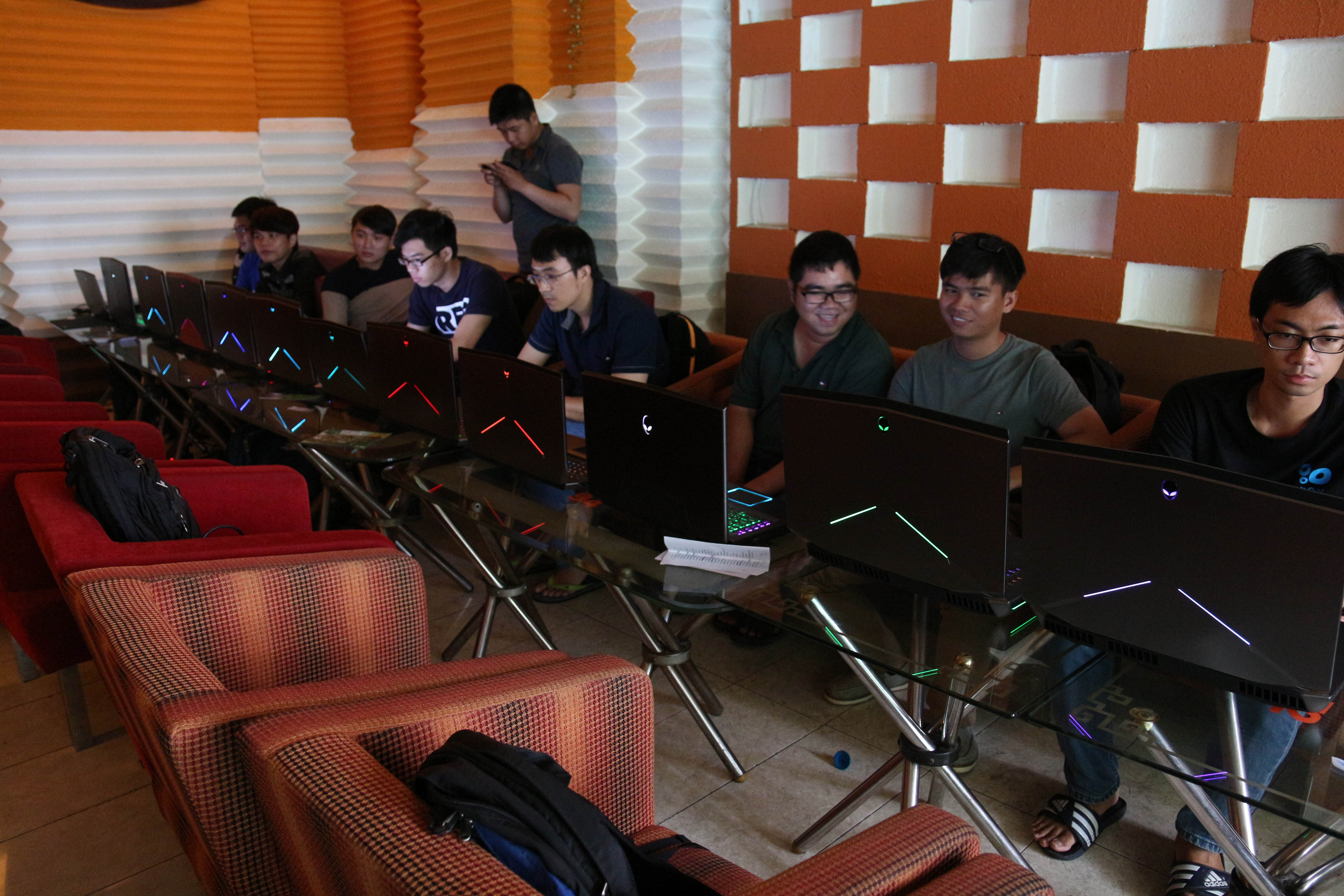[Hình ảnh] Offline Alienware Vietnam Community tại Sài Gòn 09/08/2015 ...