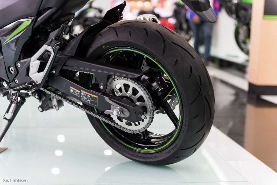 Hình ảnh chi tiết Kawasaki Z800 ABS 2016, naked-bike tầm trung, giá 275 ...