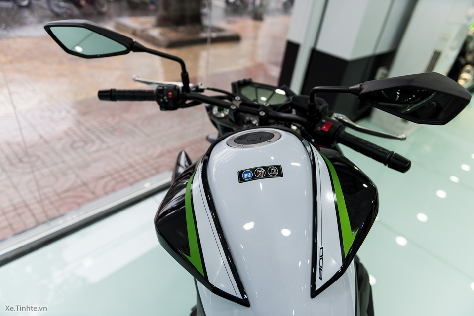 Hình ảnh chi tiết Kawasaki Z800 ABS 2016, naked-bike tầm trung, giá 275 ...
