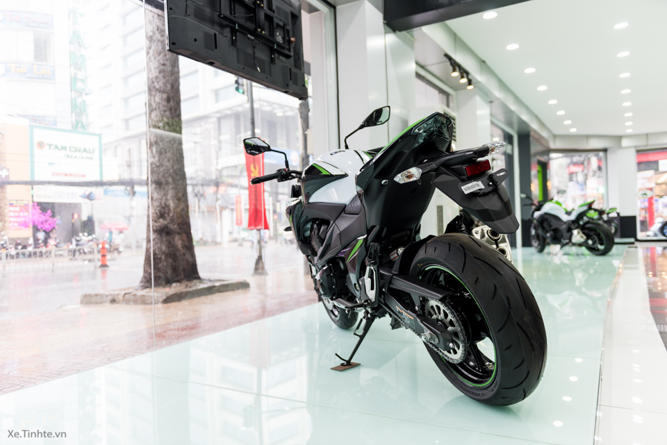 Hình ảnh chi tiết Kawasaki Z800 ABS 2016, naked-bike tầm trung, giá 275 ...