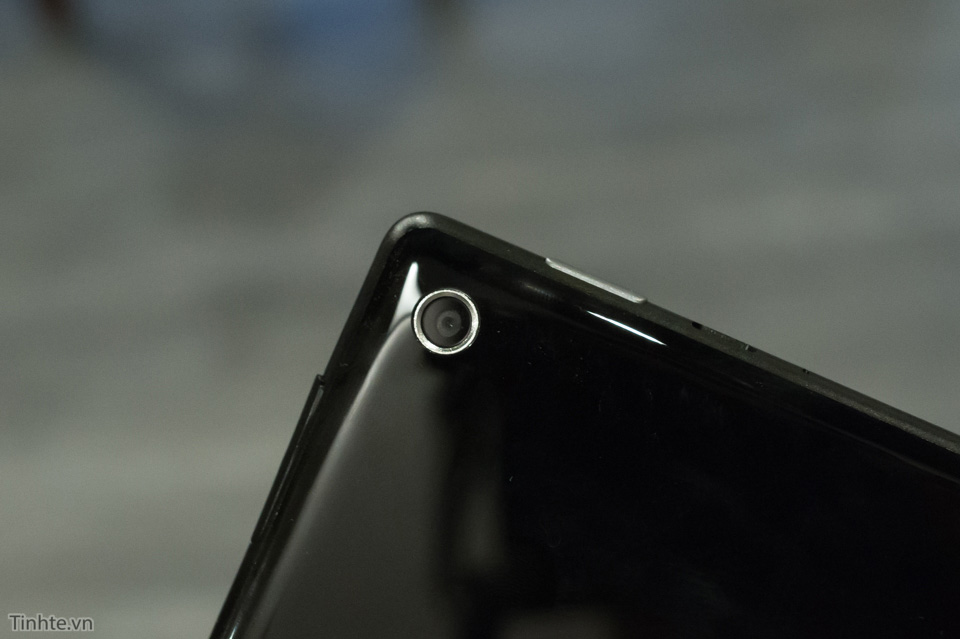 Trên tay máy tính bảng Amazon Fire HD 8 và 10: hoàn thiện tốt, chắc ...