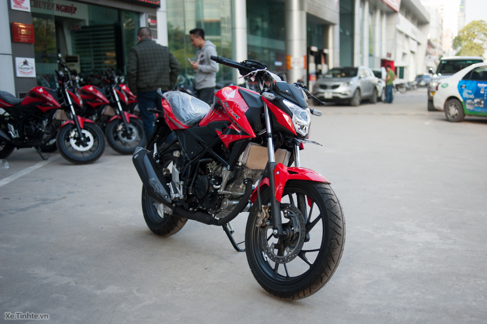 Cận cảnh Honda CB150R Streetfire 2015 tại Việt Nam, giá hơn 100 triệu ...