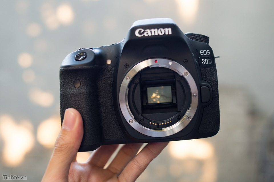 Trên tay Canon EOS 80D: 24.2MP, lấy nét live view nhanh và chính xác ...