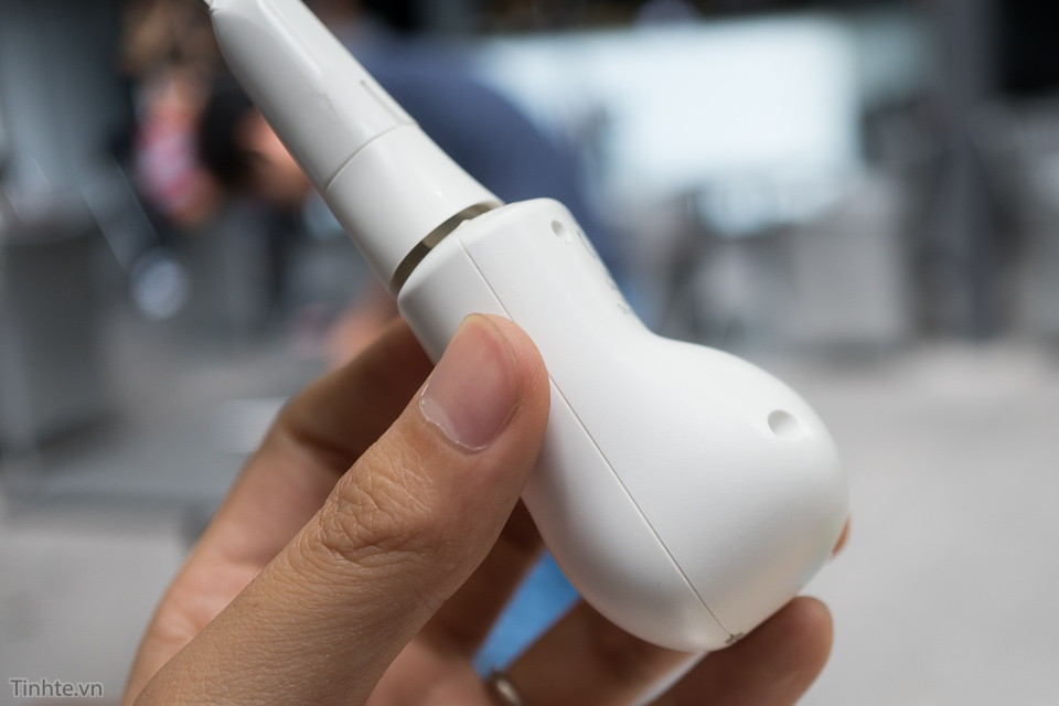 Trên tay Liftware: muỗng/nĩa 200$ cho người bị run tay/Parkinson | Viết ...