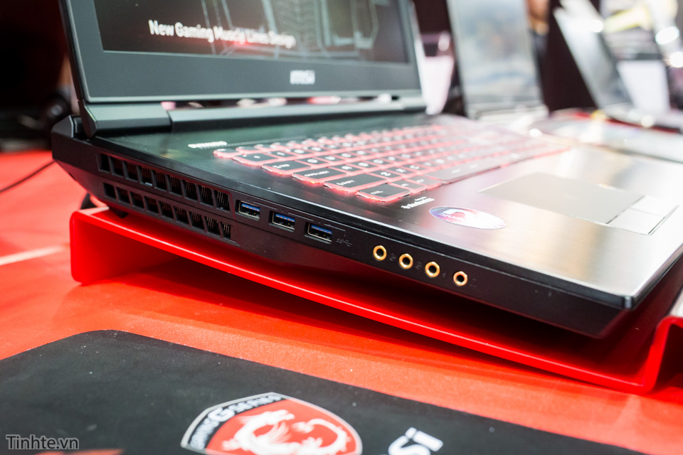 [Computex 2016] Trên tay MSI GT73 Titan và GS73 Stealth Pro dùng màn ...