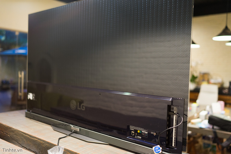 [Đánh giá] TV LG E6: OLED 4K 65 inch, thiết kế siêu mỏng, loa Harman ...