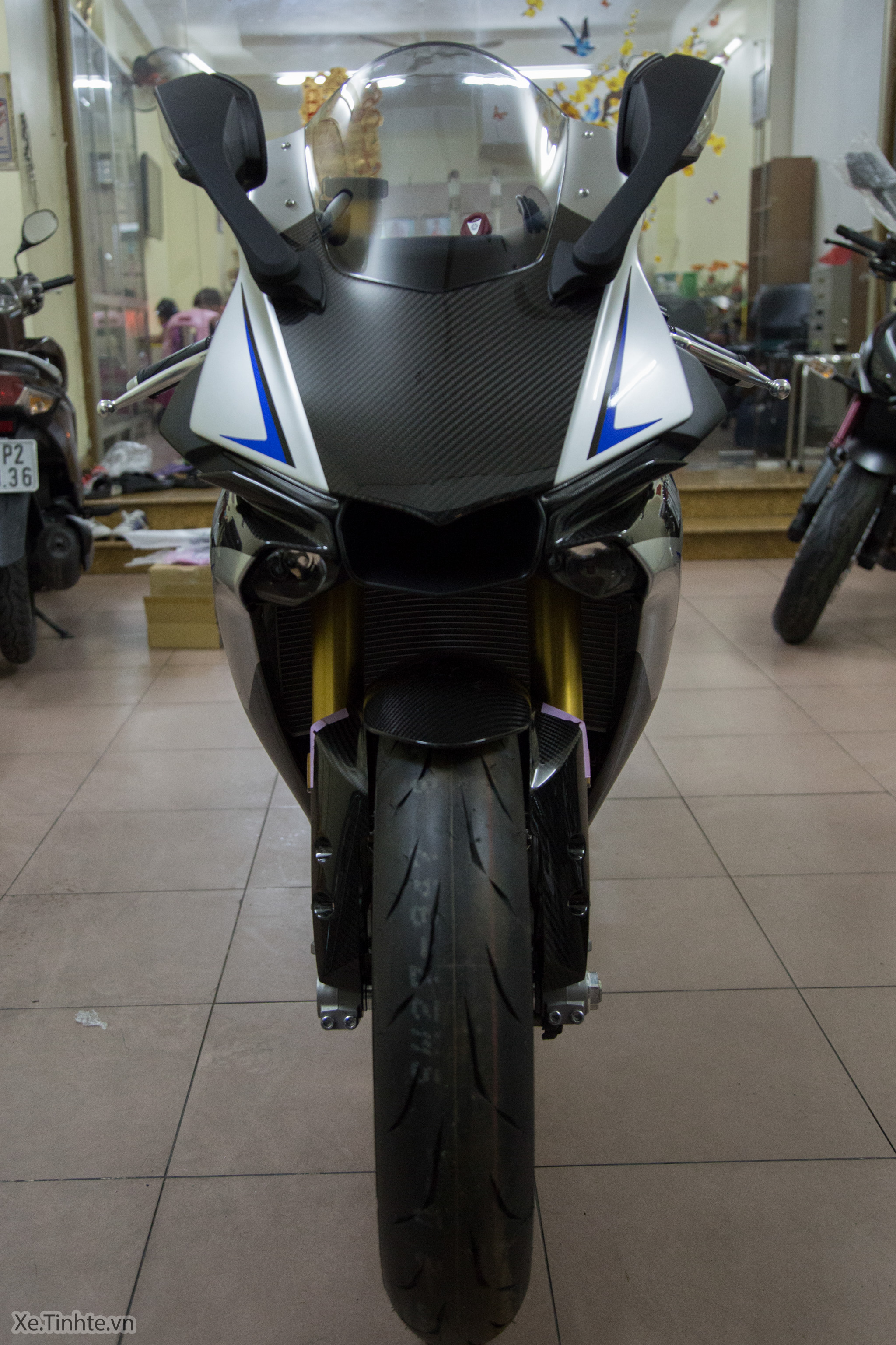 Yamaha R1M 2016 về Việt Nam - Dàn áo Carbon, nặng 180kg, chỉ có 500 ...