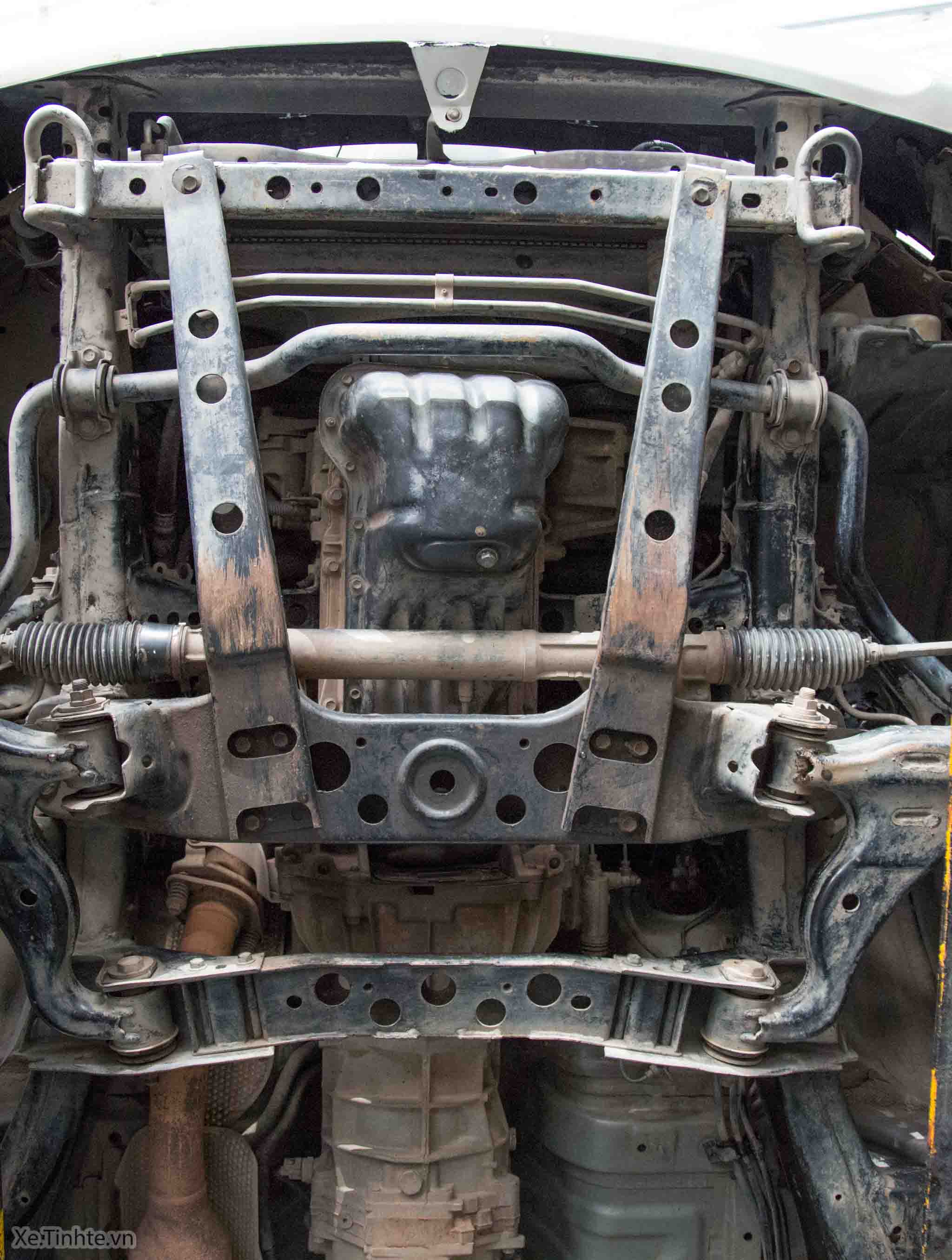 Mổ xẻ Innova 2006 và 2016, sau 10 năm thì Toyota đã làm gì với động cơ ...