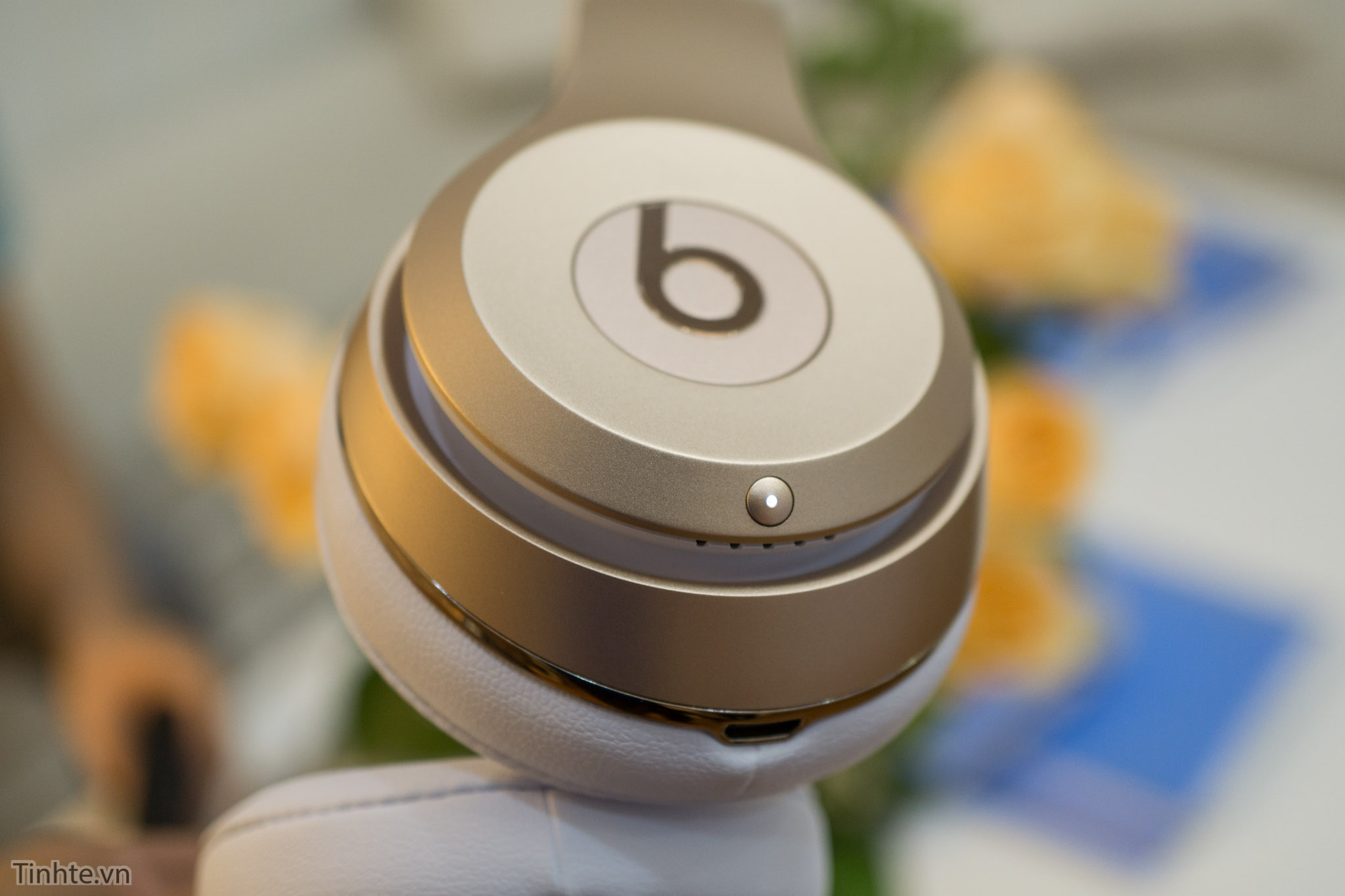 Trên tay Beats Solo3 Wireless: đẹp, chip Apple W1, pin cho 40 tiếng nghe nhạc