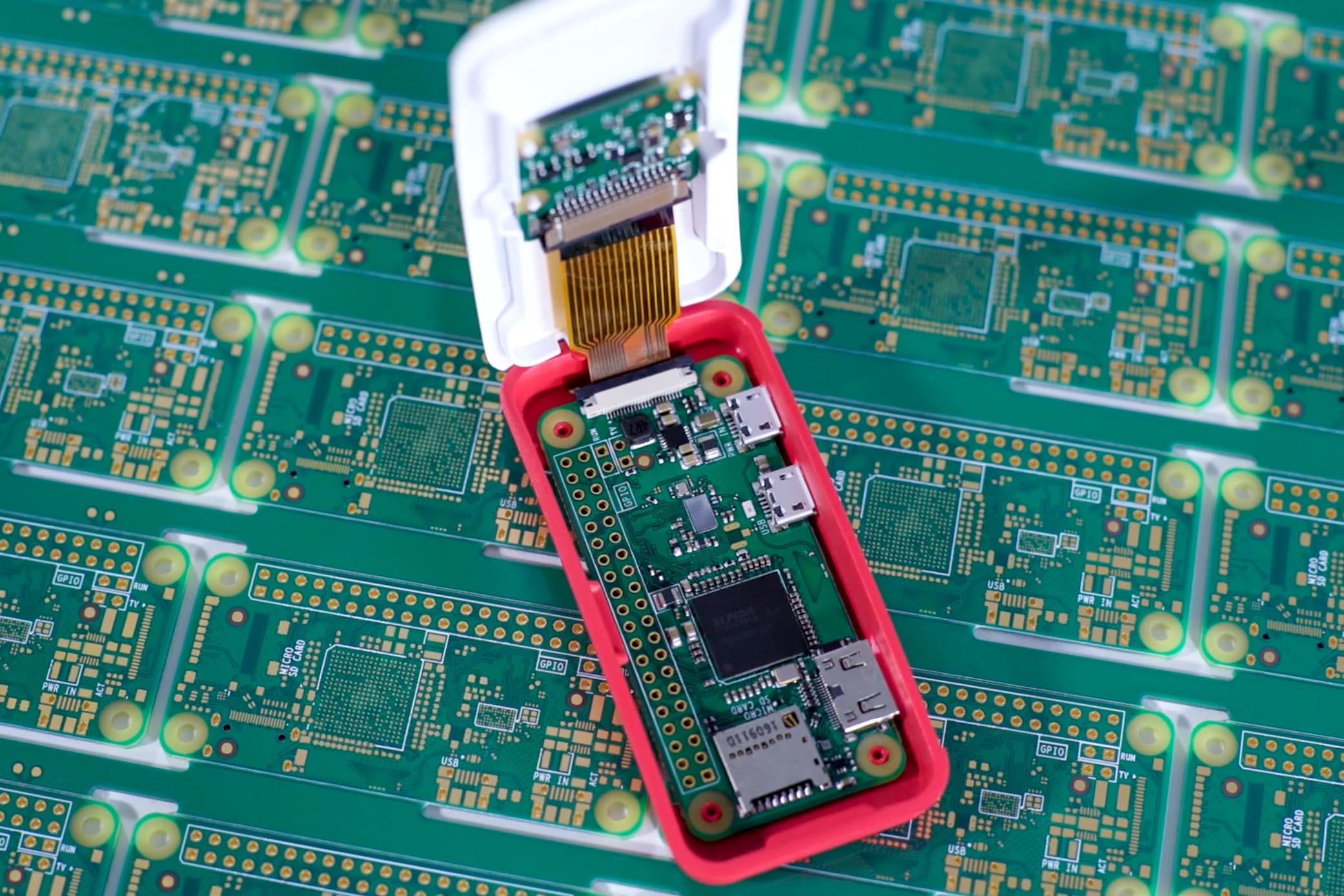 Raspberry Pi Zero W ra mắt: Giá chỉ $10, CPU 1GHZ, 512MB RAM, có Wifi ...