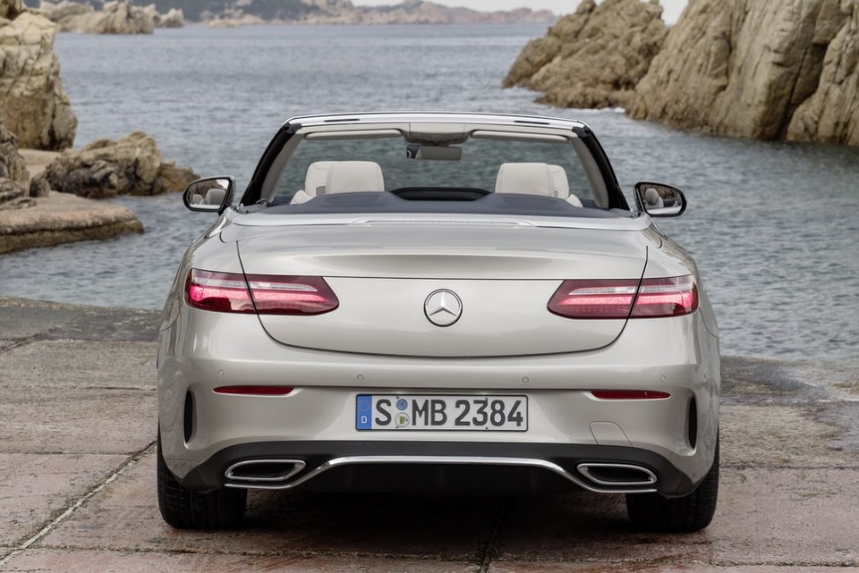 Mercedes-Benz giới thiệu E-Class Convertible 2018 mui trần | Viết bởi El Ku