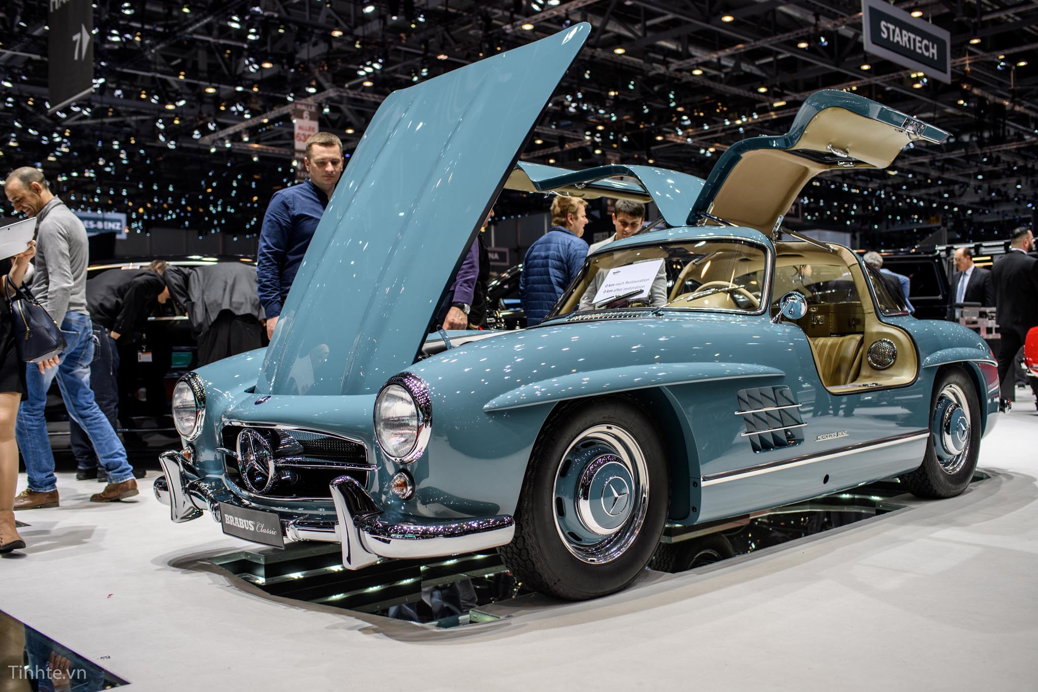 [GMS 2017] Mercedes-Benz 300 SL - Huyền thoại cửa cánh chim được phục ...