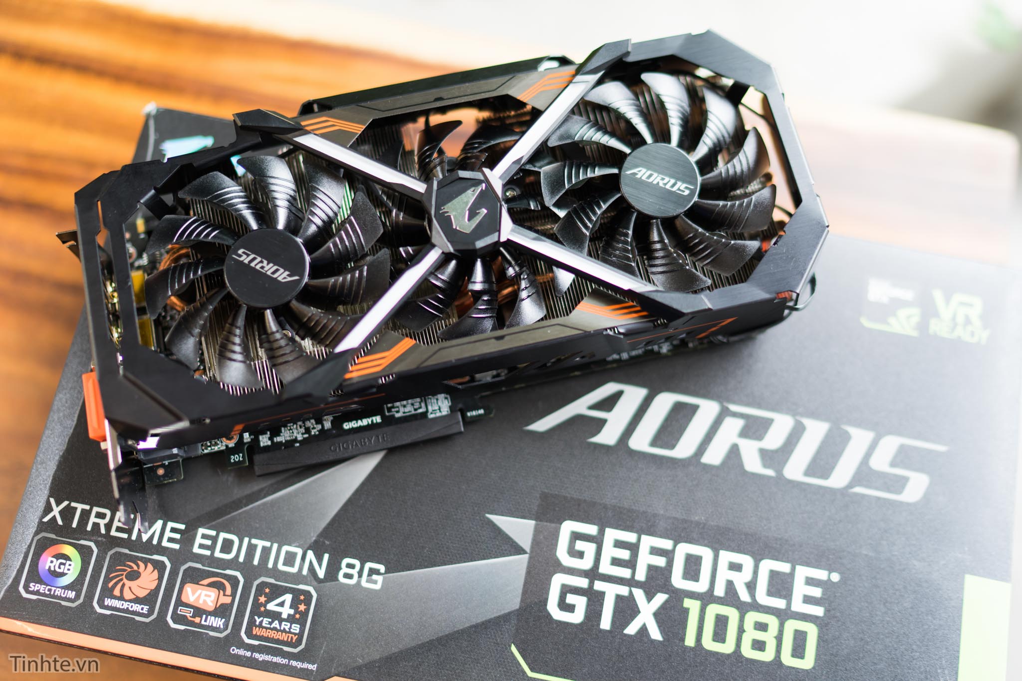 Đánh giá card màn hình GIGABYTE AORUS GTX 1080 XTREME Edition: Card ...