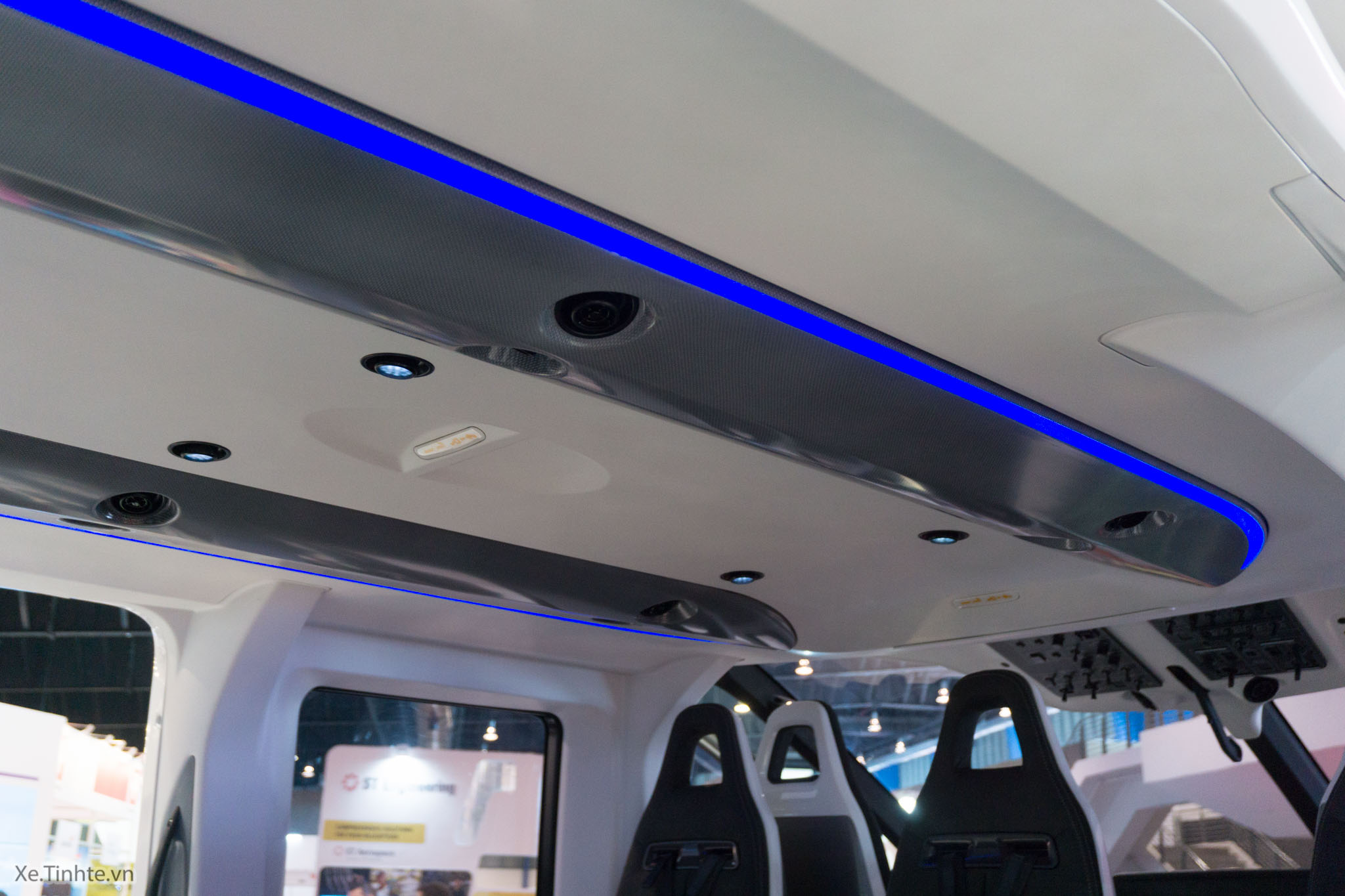 [RCA 2017] Siêu trực thăng Airbus H160-toàn thân composite, 5 cánh quạt ...