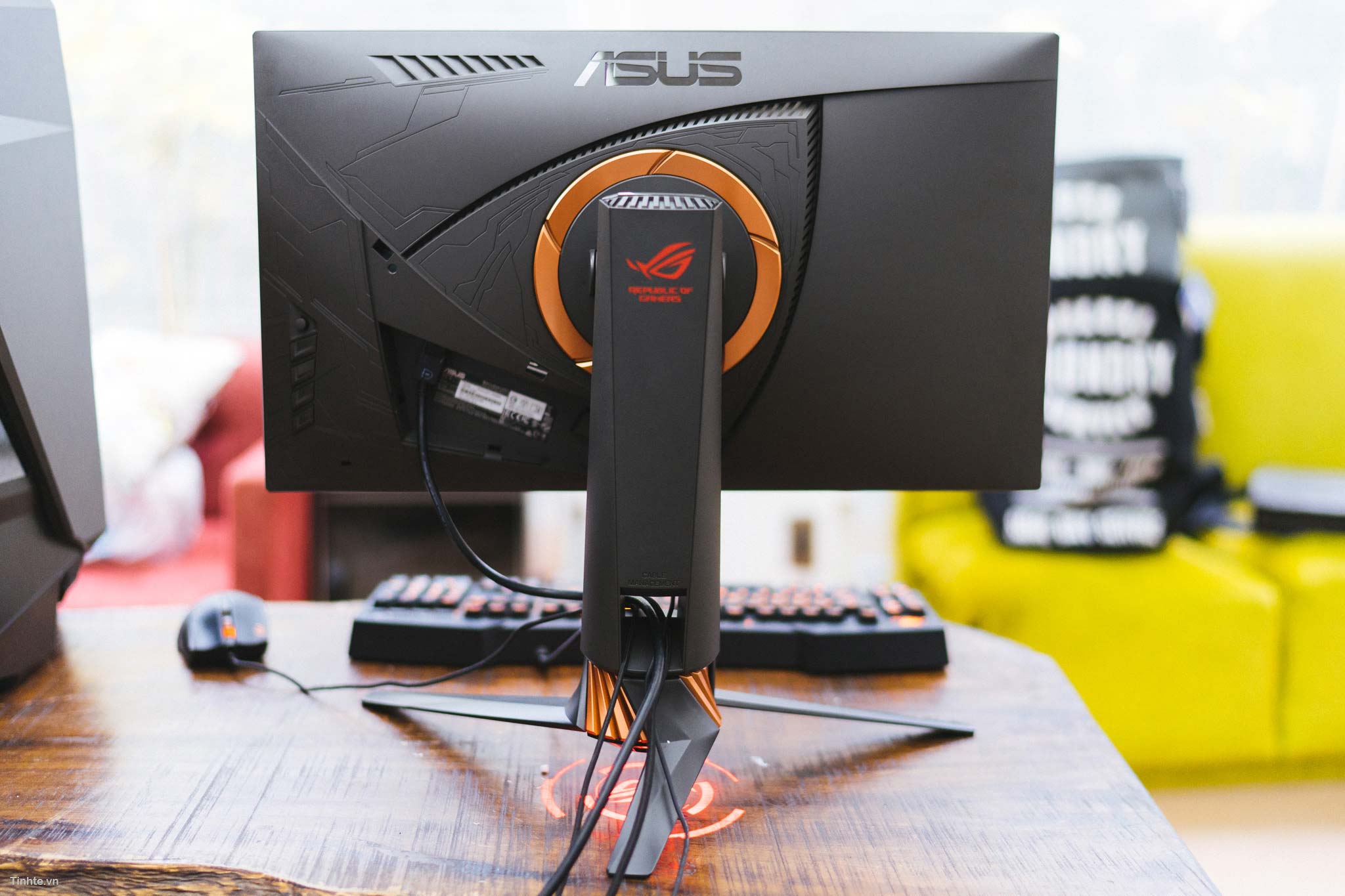 Trên tay màn hình chơi game ASUS PG258Q: Thiết kế ấn tượng, 1080p@240Hz ...