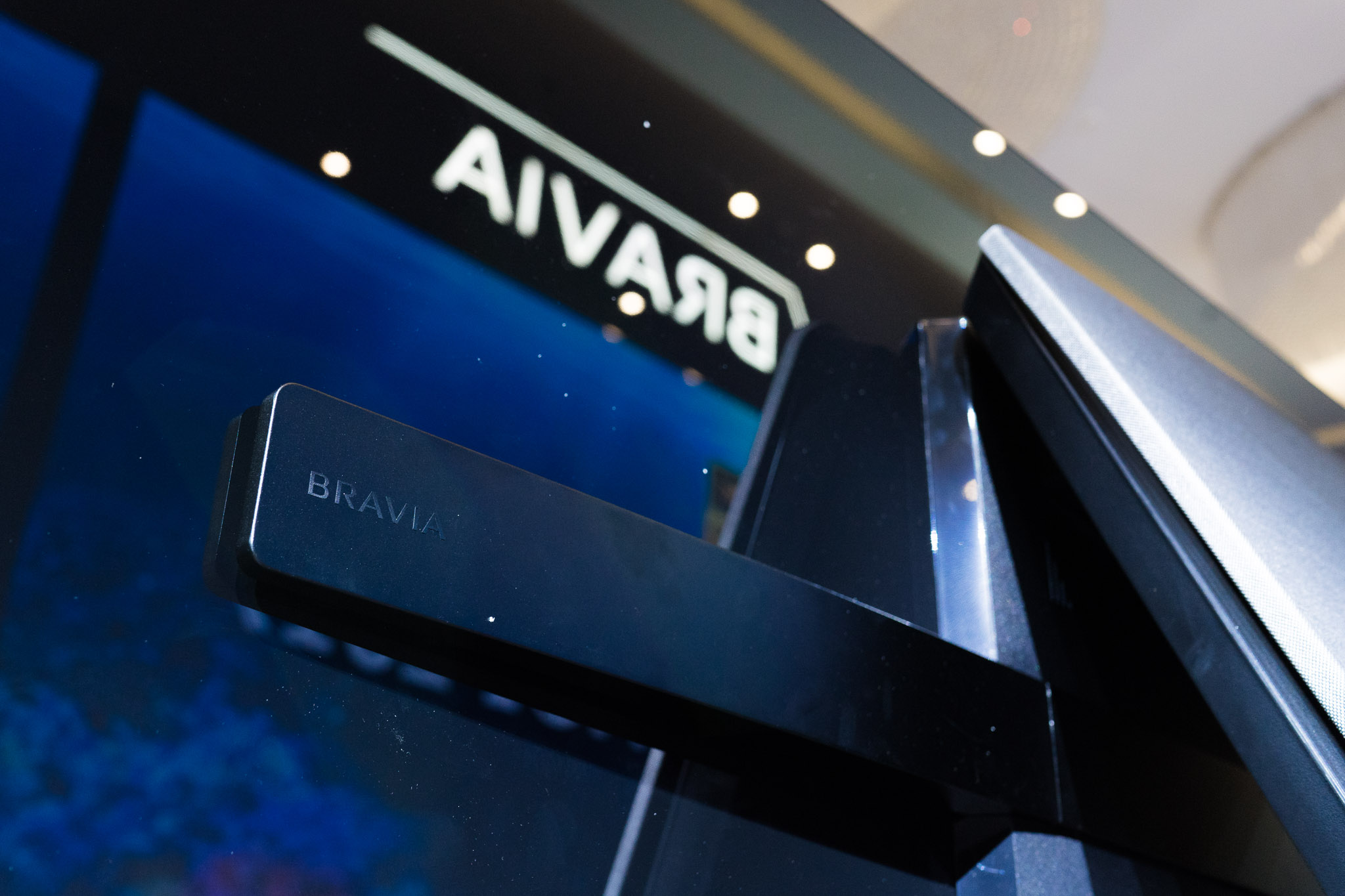 Sony ra mắt BRAVIA 2017: TV OLED A1 và loạt TV 4K HDR, Android 7.0