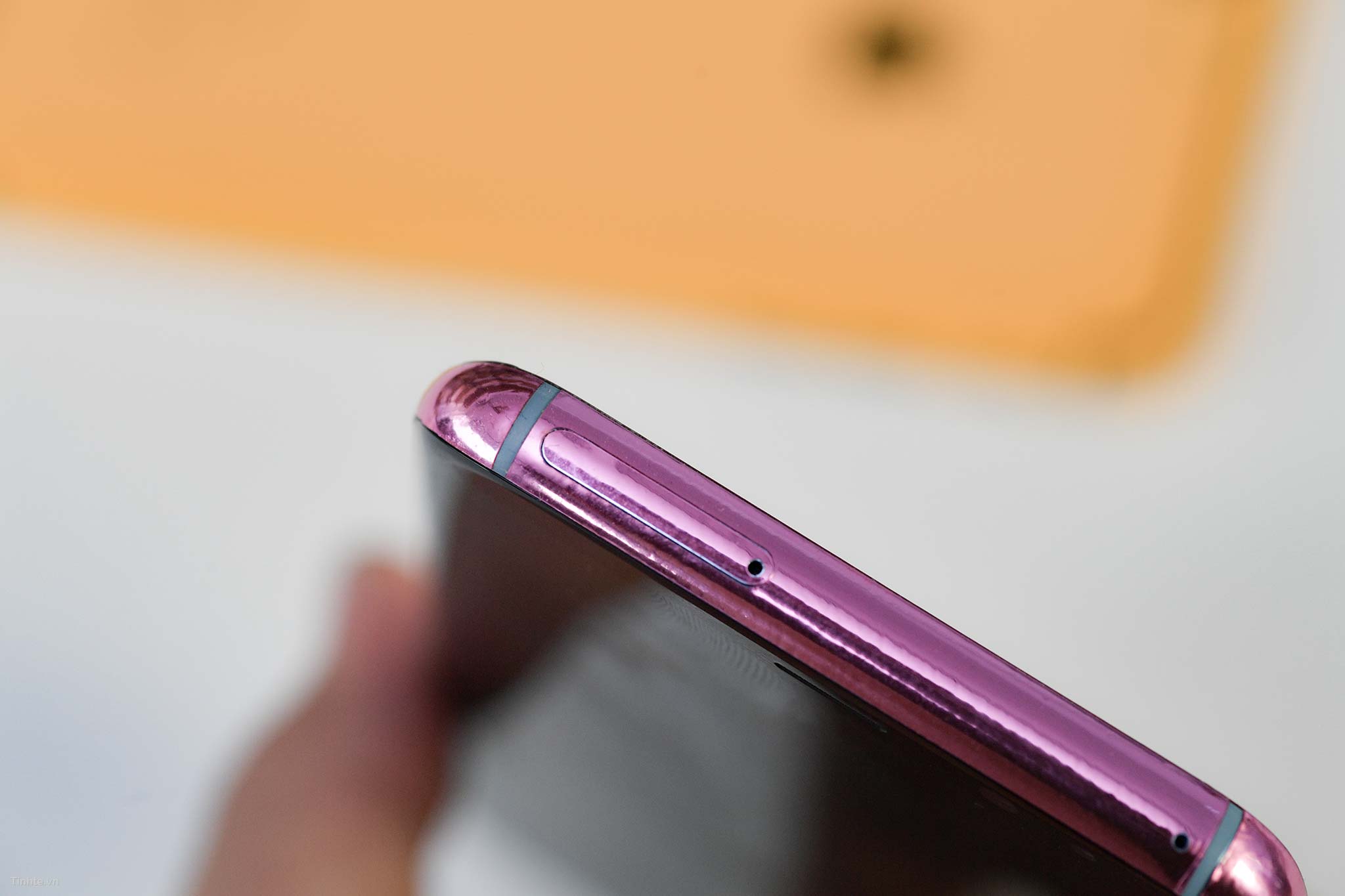 Dán Decal màu cho iPhone 7 Plus, S8 Plus