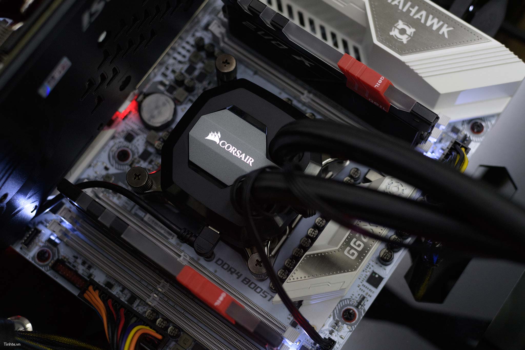 Đánh giá CPU Intel Core i9-7960X – Đa nhân mạnh, ép xung cao, giá 1.699 ...