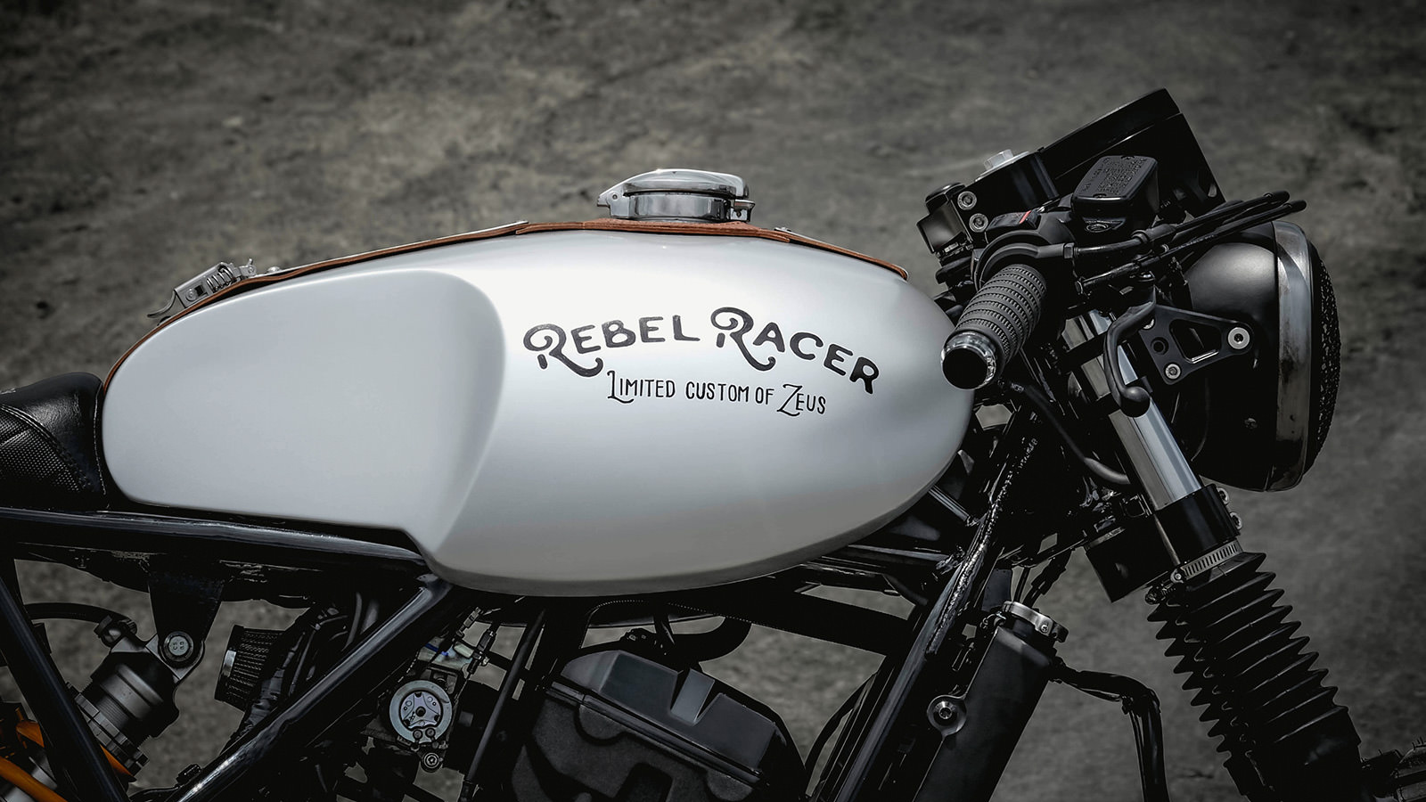 Rebel 300 phiên bản Cafe Racer của Zeus Custom