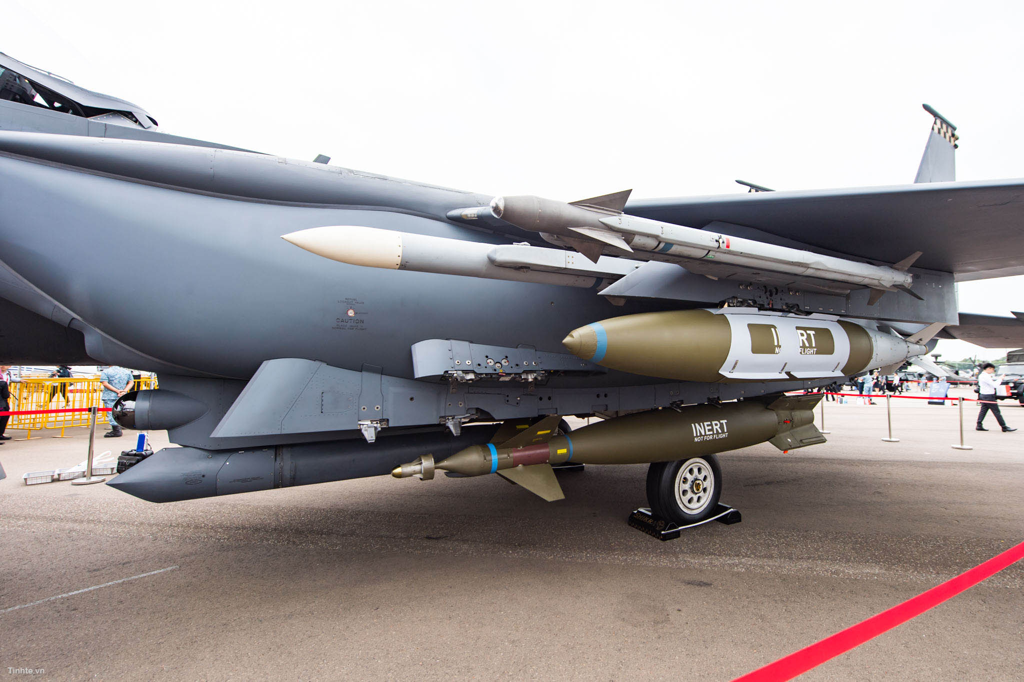 [SA2018] F-15SG Eagle - "Đại bàng bất bại" của Boeing, chưa từng rơi ...